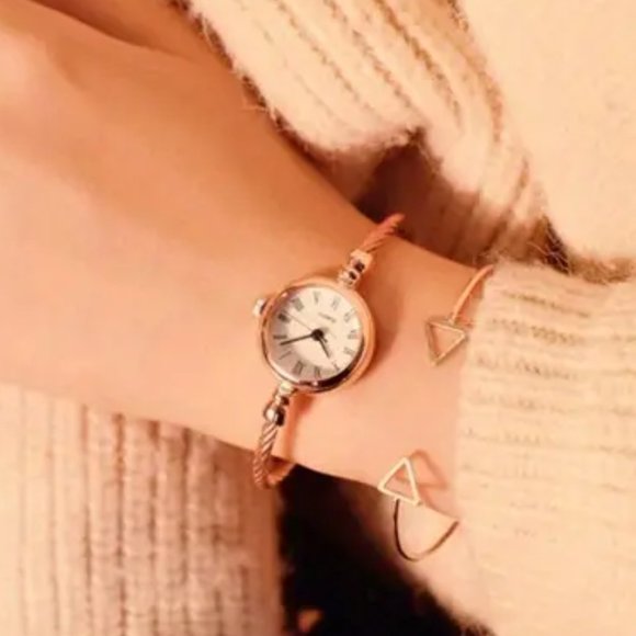 Accessories | Vintage Roman Numeral Dial Wire Bangle Bracelet Watch ...